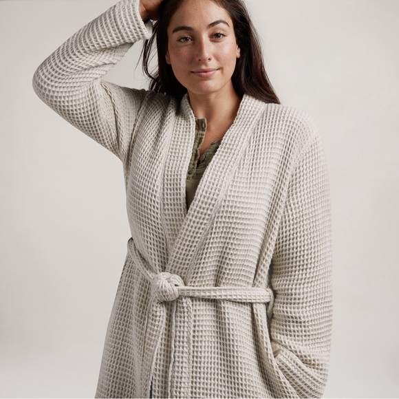 Parachute | Intimates & Sleepwear | Parachute Waffle Robe Size M | Poshmark